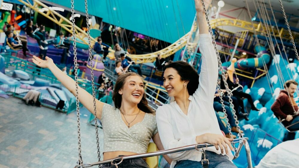 West Edmonton Mall – Fun Facts History of Alberta’s Number-One Tourist ...