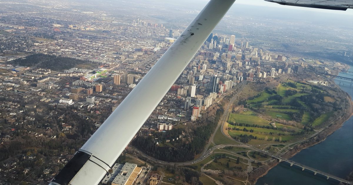 Discovery Flight + City Tour | Explore Edmonton | Explore Edmonton