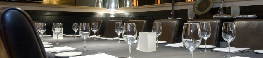 Vons Steak House & Oyster Bar | Explore Edmonton | Explore Edmonton