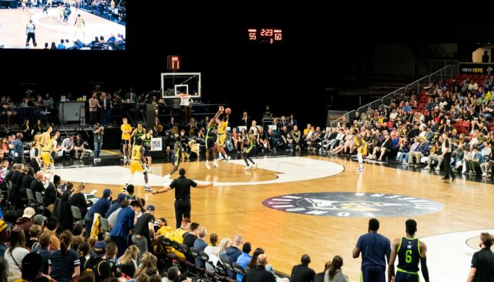 Explore Edmonton Presents: Landmarks & Legends | Explore Edmonton