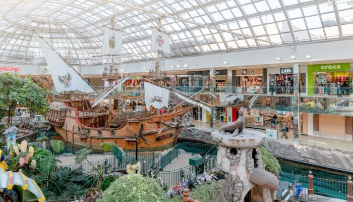 West Edmonton Mall | Explore Edmonton