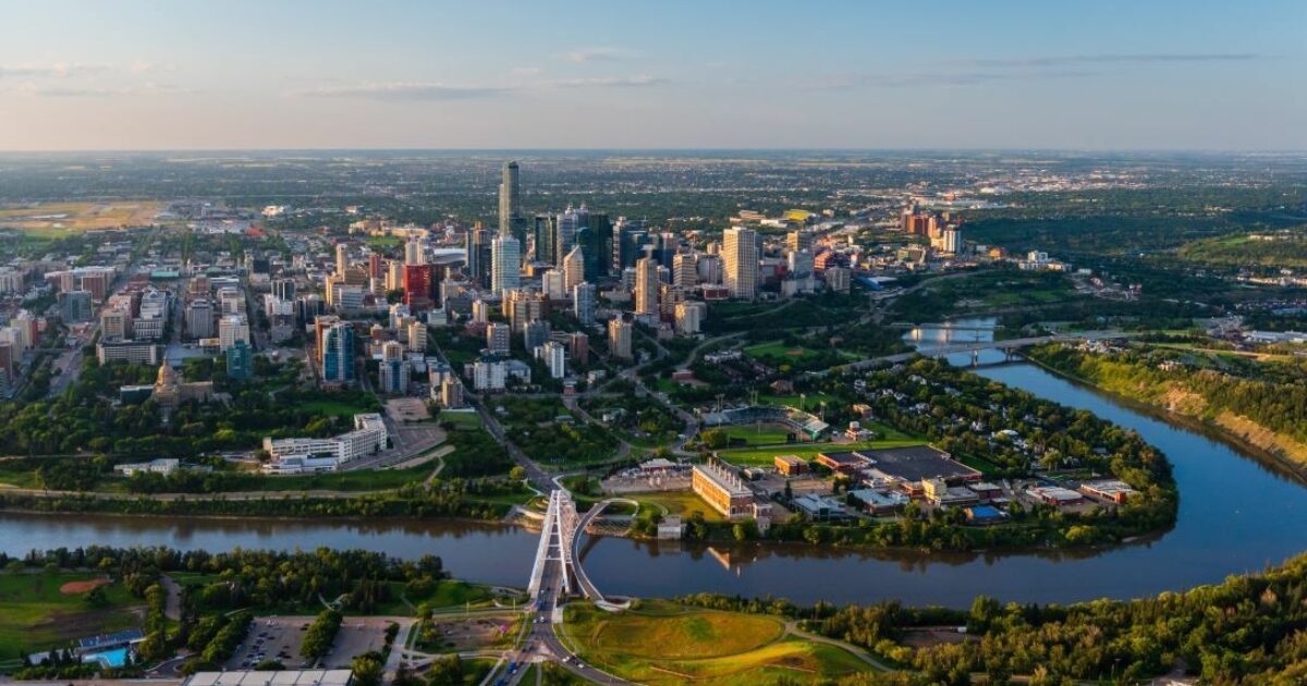 Toonie Tours | Explore Edmonton